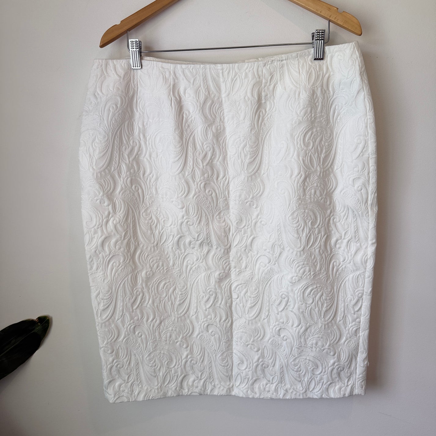 Stitches Australia Size 16 Brocade Pencil Skirt – The Value Junction